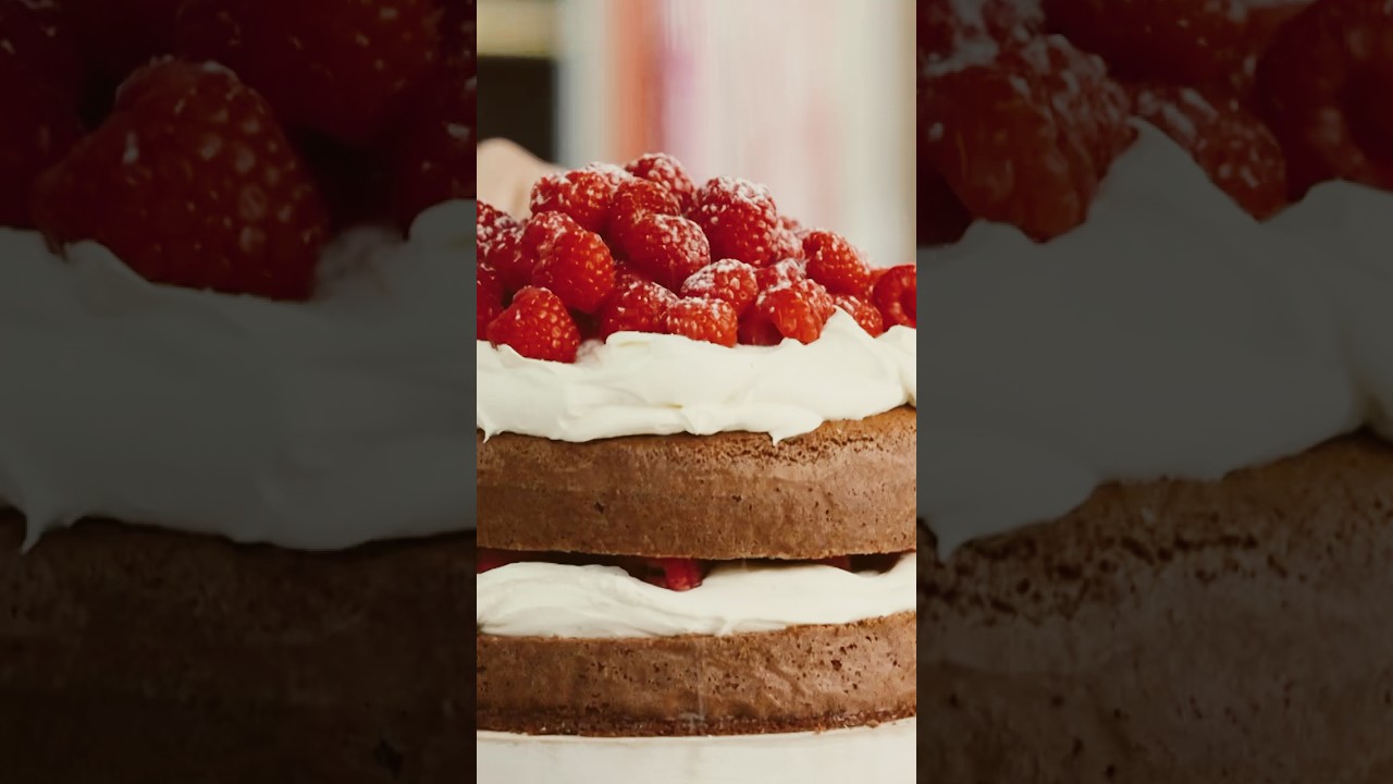 Raspberry Chocolate Sponge – So Simple, So Good! #recipe Available!